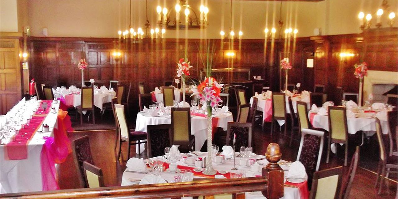 Mercure Banbury Whately Hall Hotel Wedding Venue Banbury, Oxfordshire