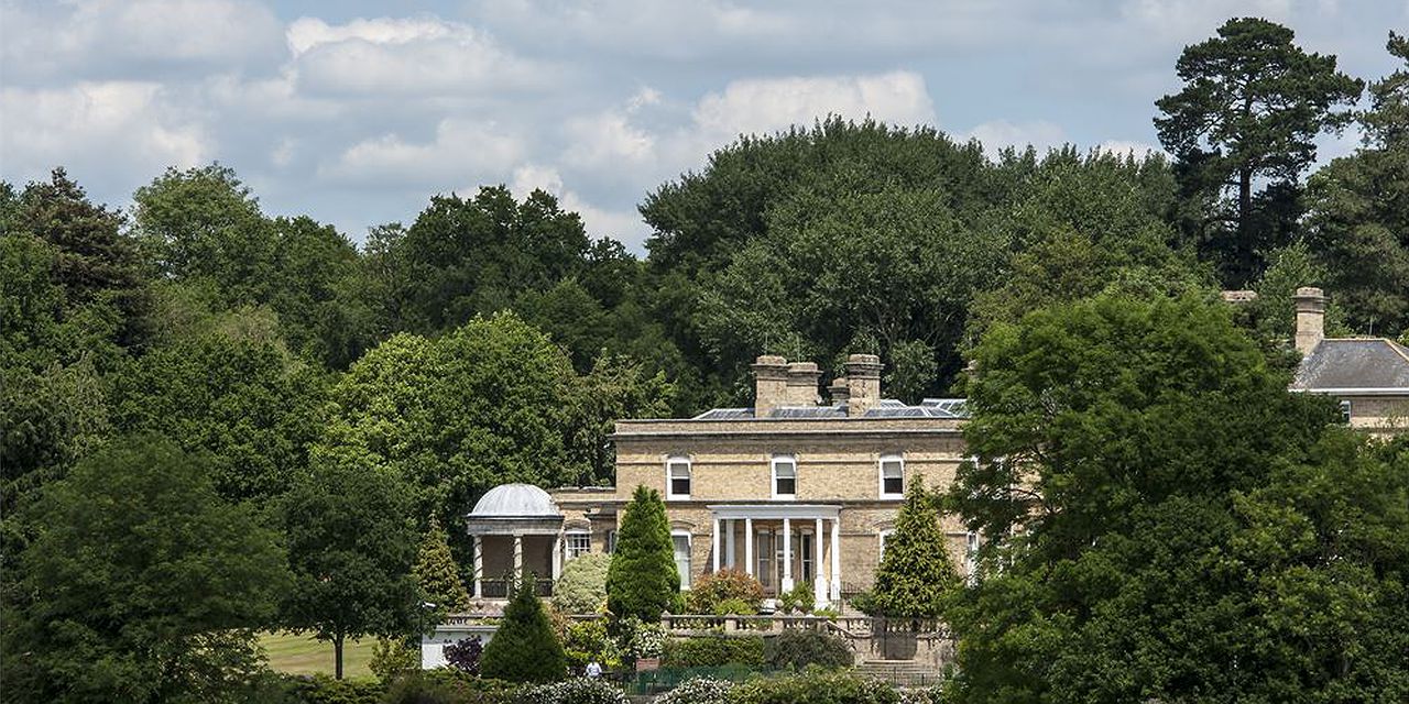 Ponsbourne Park Wedding Venue Nr Hertford, Hertfordshire