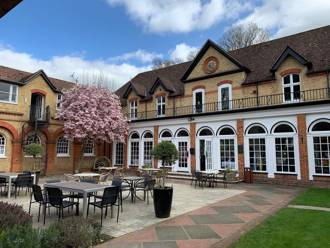 Badgemore Park Wedding Venue Henley on Thames, Oxfordshire