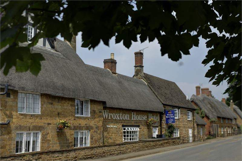 Wroxton House Hotel Wedding Venue Banbury, Oxfordshire