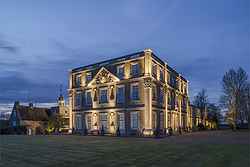 Bedfordshire Wedding Venues | Hinwick House at Real Weddings